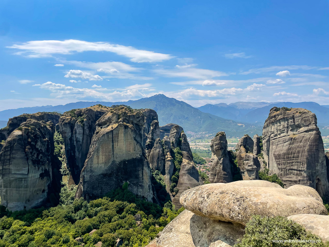 Meteora, un loc impresionant - Mami şi Tati scriu - Impreuna prin lume